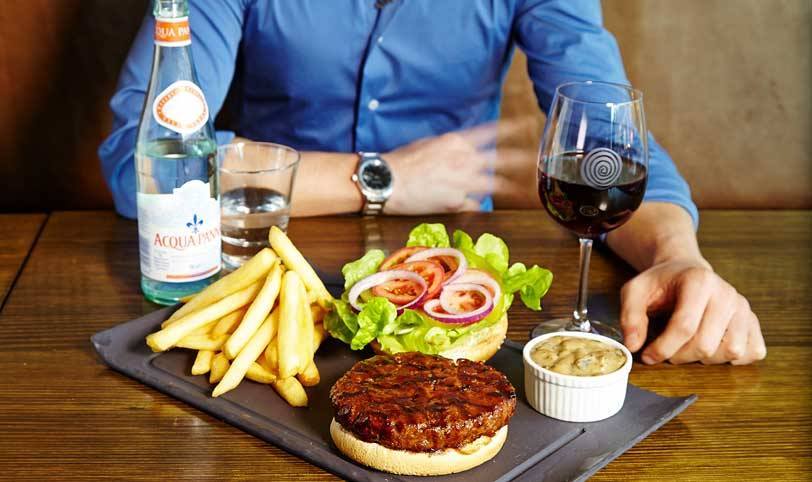 Red Beef Burger Kraków – Burgerownia – Pitu Pitu Kraków